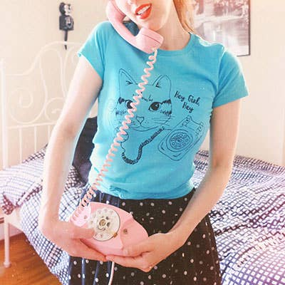 Hey Girl Hey Telephone Cat t-shirt | Kitties & Cream